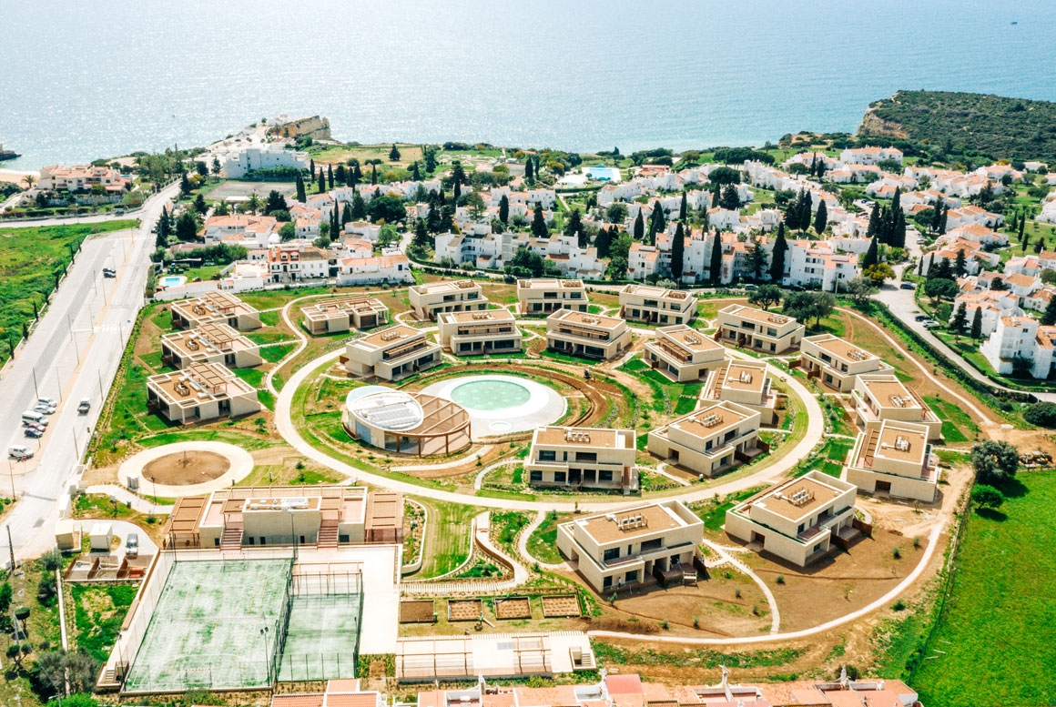 Grupo SANJOSE | RESORT WHITE SHELL BEACH VILLAS 5 ESTRELLAS EN PORCHES ...