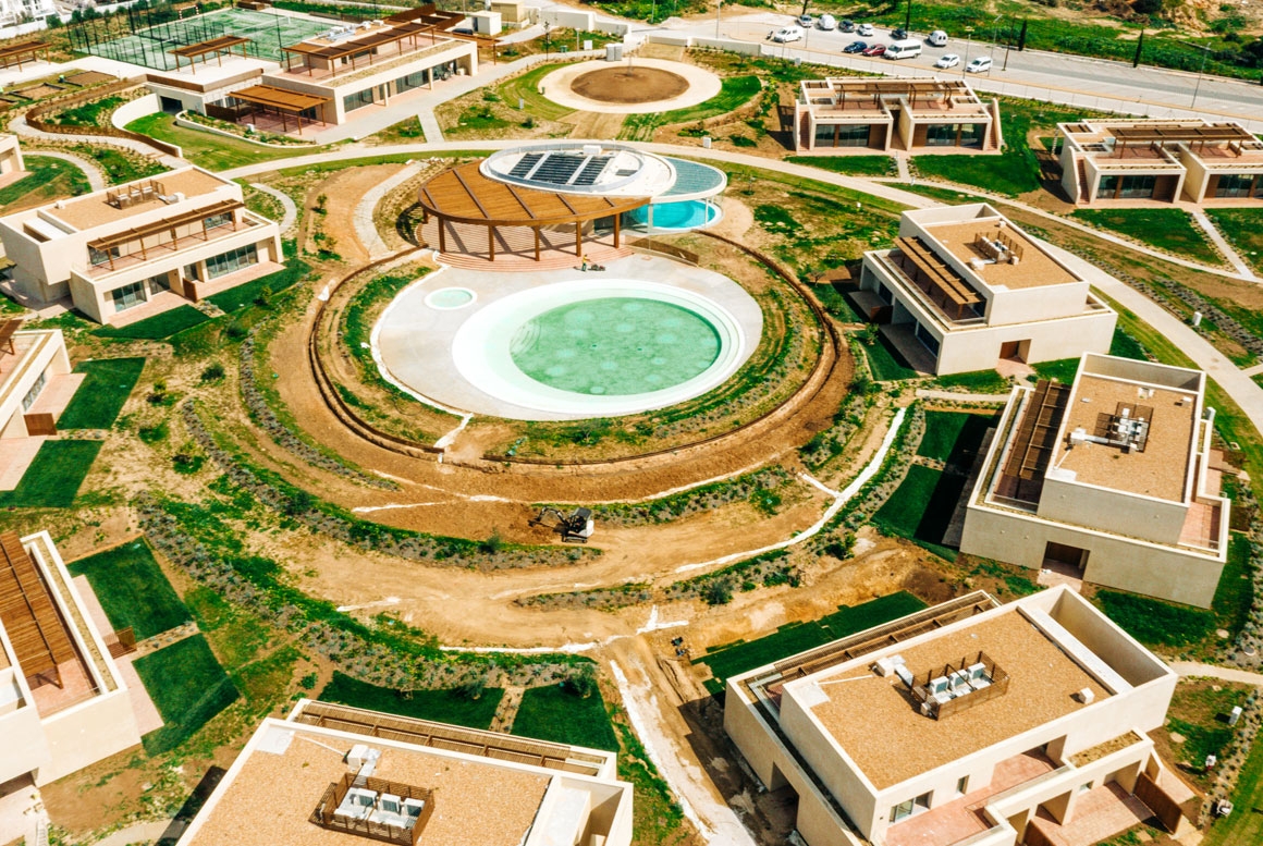 Grupo SANJOSE | WHITE SHELL BEACH VILLAS À PORCHES - LAGOA, ALGARVE